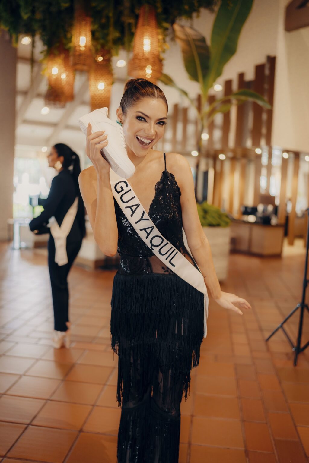 VENUS premia a la nueva Miss Universo Ecuador 2024, Mara Topic ...