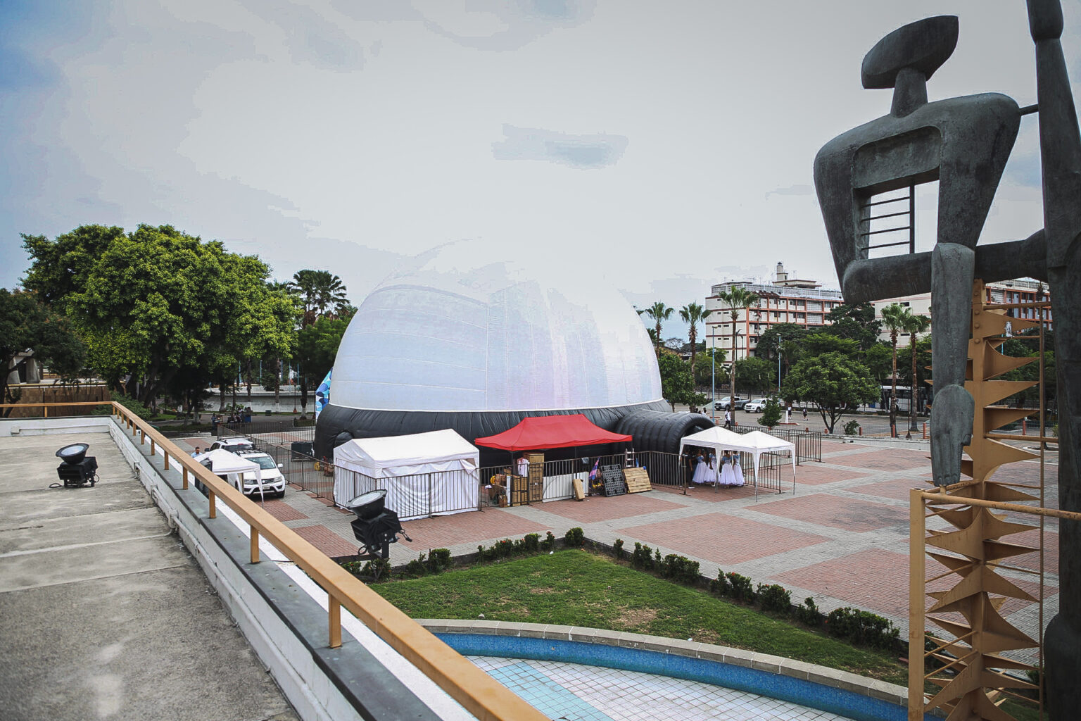 El Domo 360 llega al Parque Forestal, en el sur de la ciudad – Revista ...