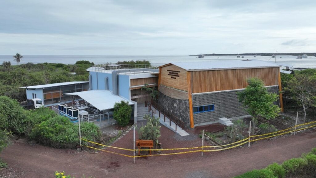 La Fundación Charles Darwin abre las puertas del mayor patrimonio ...
